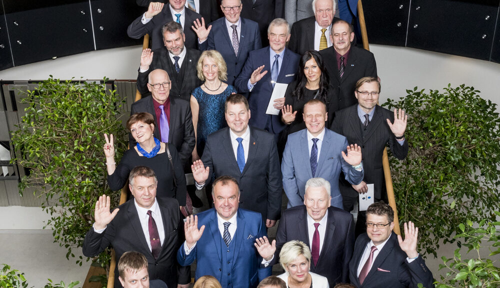 Maavalitsuste lõpp tuli teistsugune - Hiiu Leht